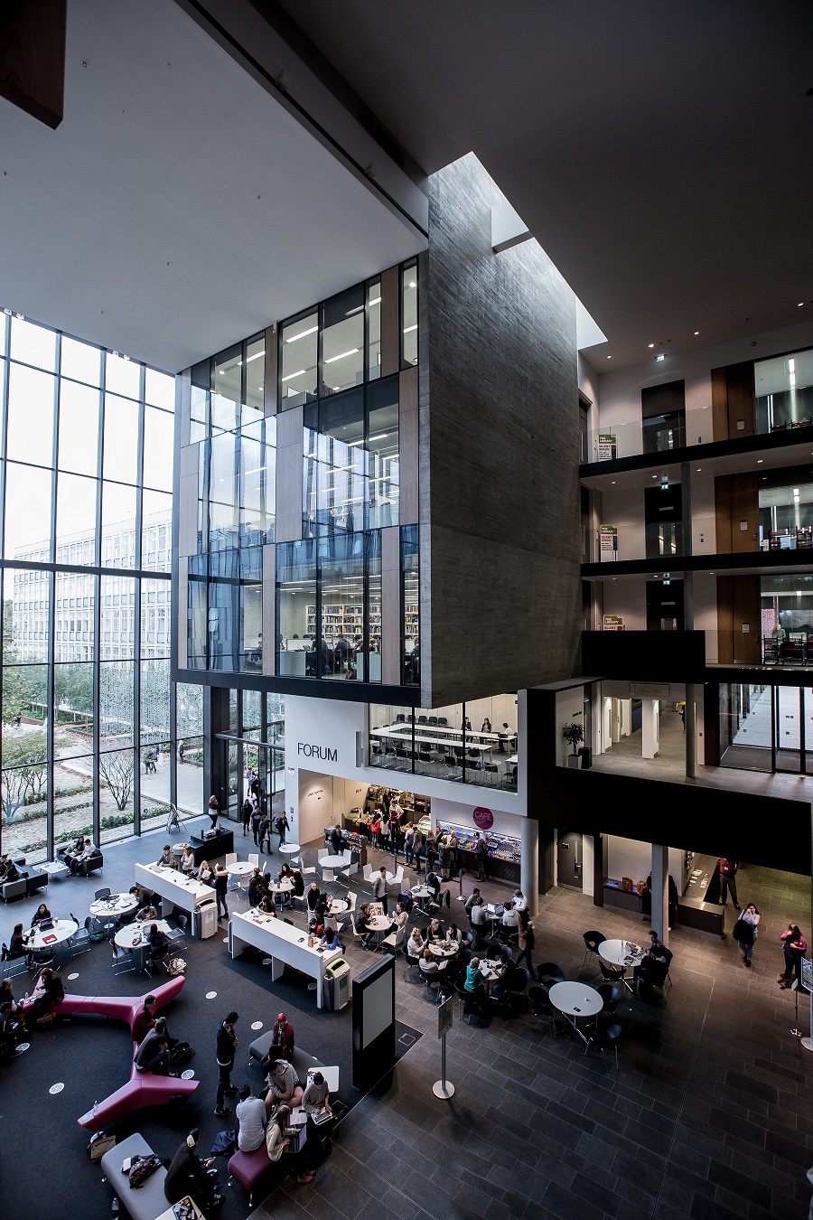 オックスフォードブルックス大学-NCUK